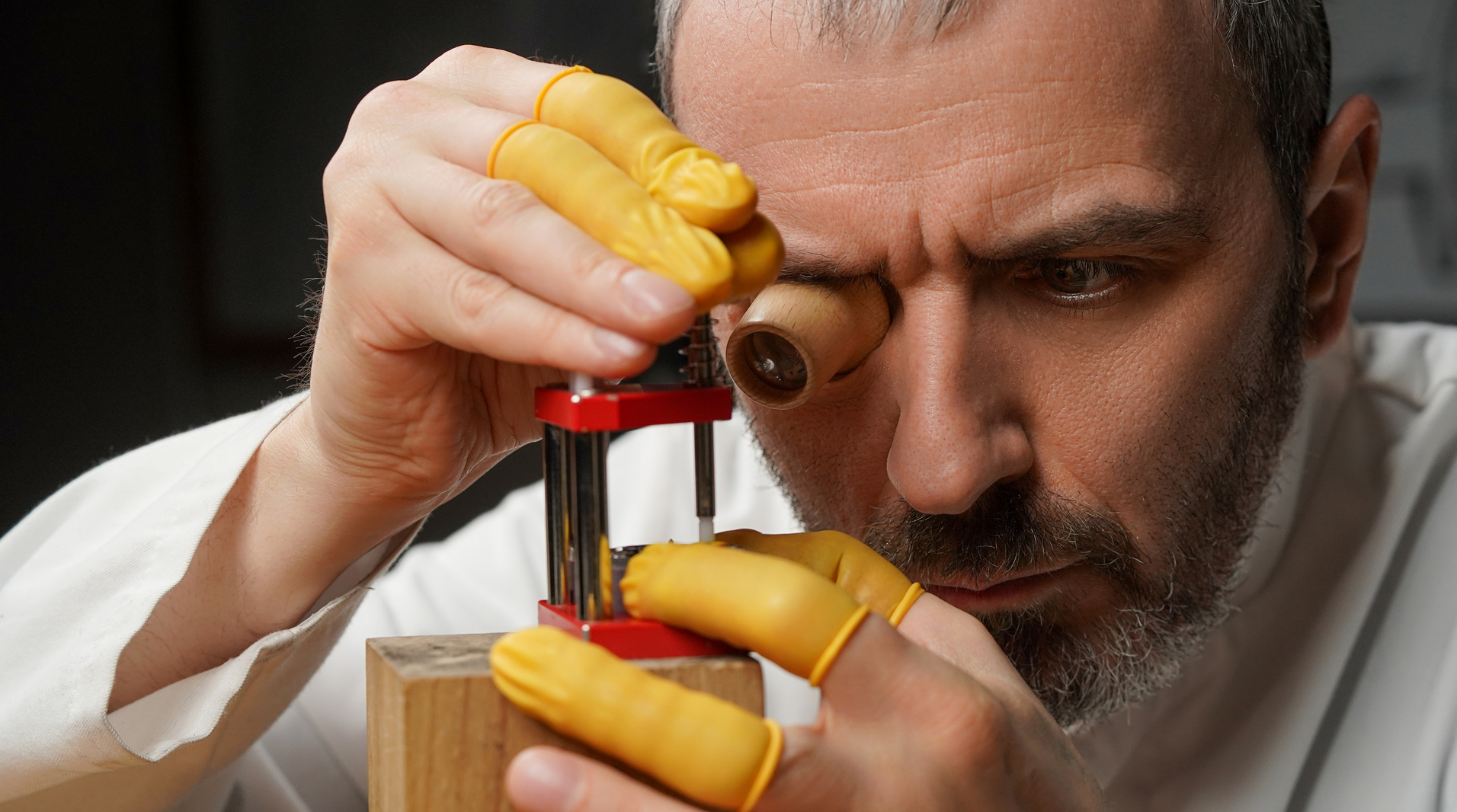 Konstantin Chaykin. Russian watches - Smilodon